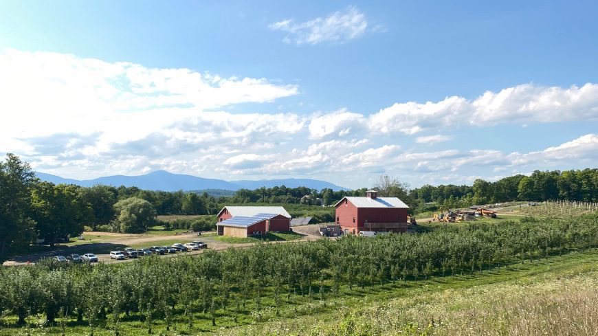 Apple picking in The Catskills - Winter Clove Inn